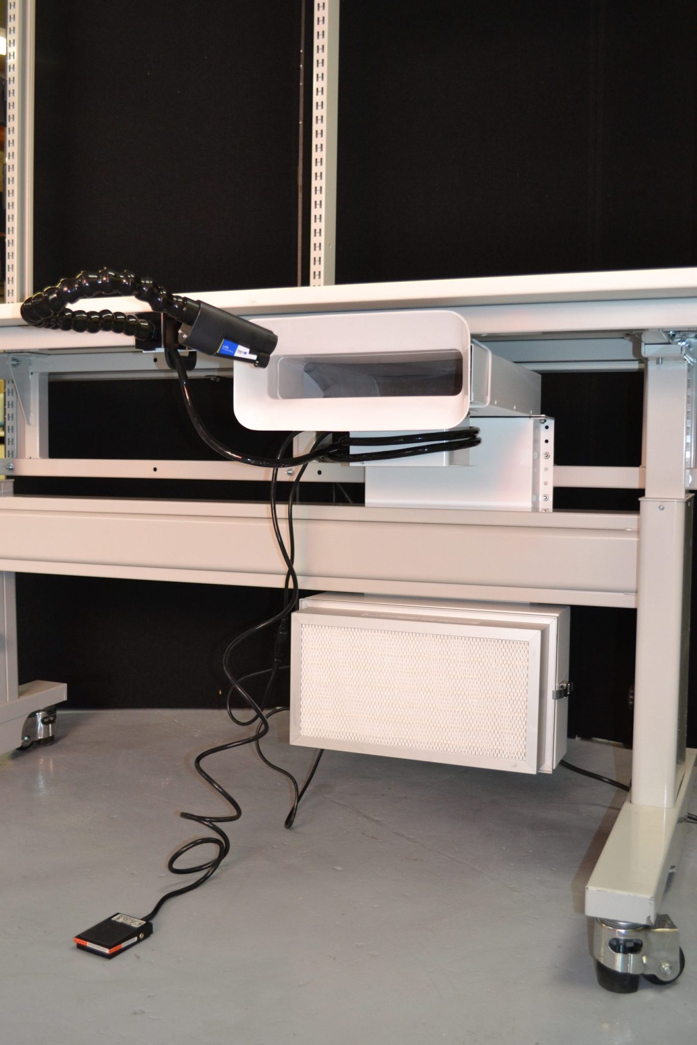 PCS Under Bench Mount Muon Trap - ESD Products